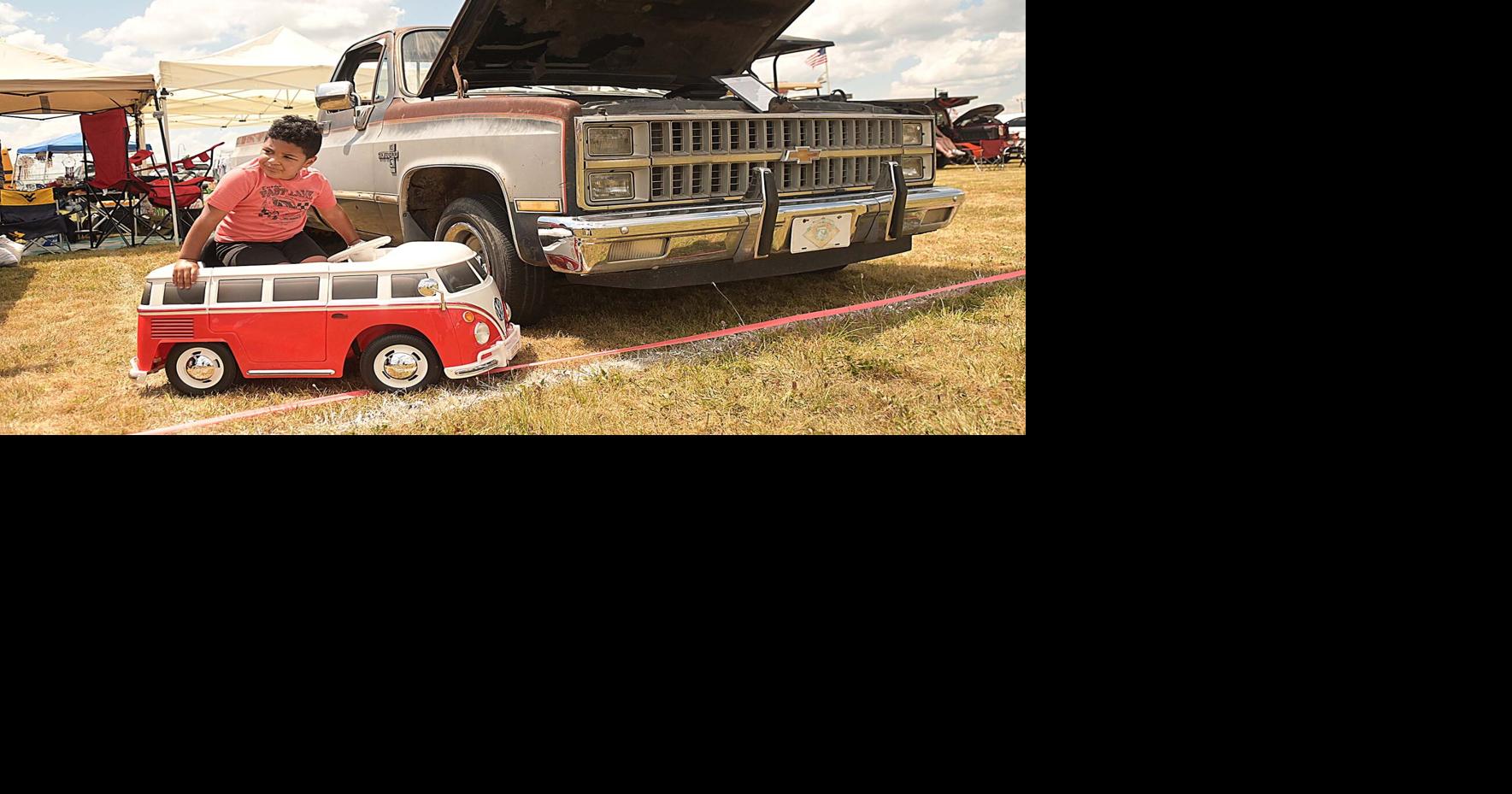 GALLERY: Friends of Charity Auto Fair | Gallery | register-herald.com
