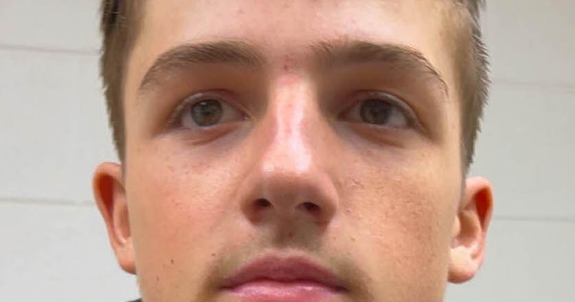 Boys prep basketball: Shady attacks rim in 70-60 victory against Graham ...