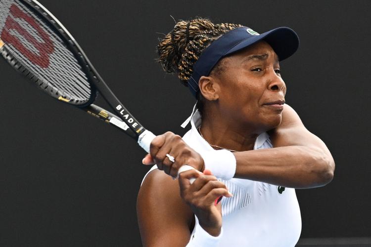 Venus Williams loses in 1st round of Australian Open tuneup event in ...