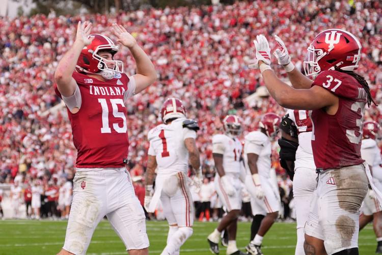 No. 1 Indiana and No. 5 Oregon turn CFP Peach Bowl semifinal into ...