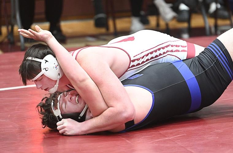 Prep wrestling: Woodrow wins Class AAA Region 3 Duals; GW second ...