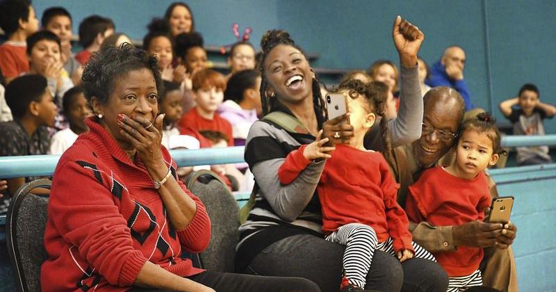 Stratton Elementary teacher receives Reginald R. Rhodes Extraordinary Educator Award | News ...