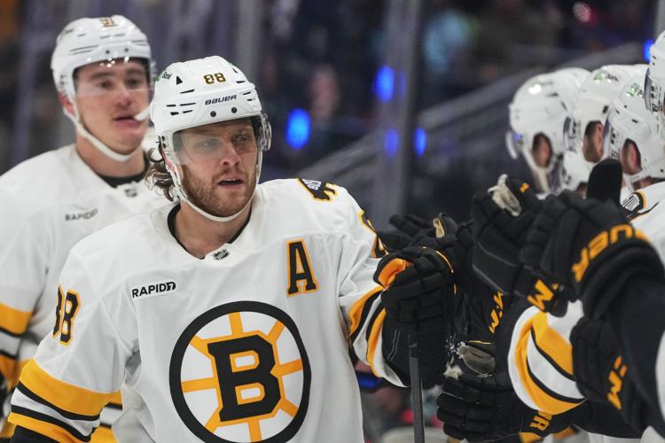 Forward David Pastrnak becomes 6th Bruins player to reach 900 career ...
