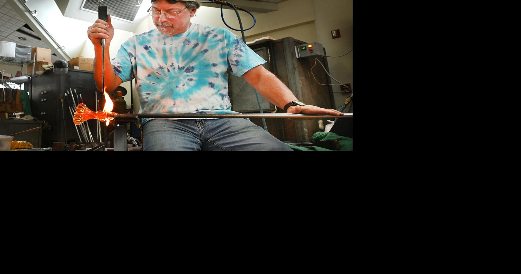 PHOTOS: Glass making at Tamarack | News | register-herald.com