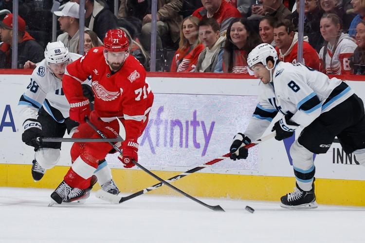 Keller and Mammoth slow down Atlantic Division-leading Red Wings, 4-1 ...