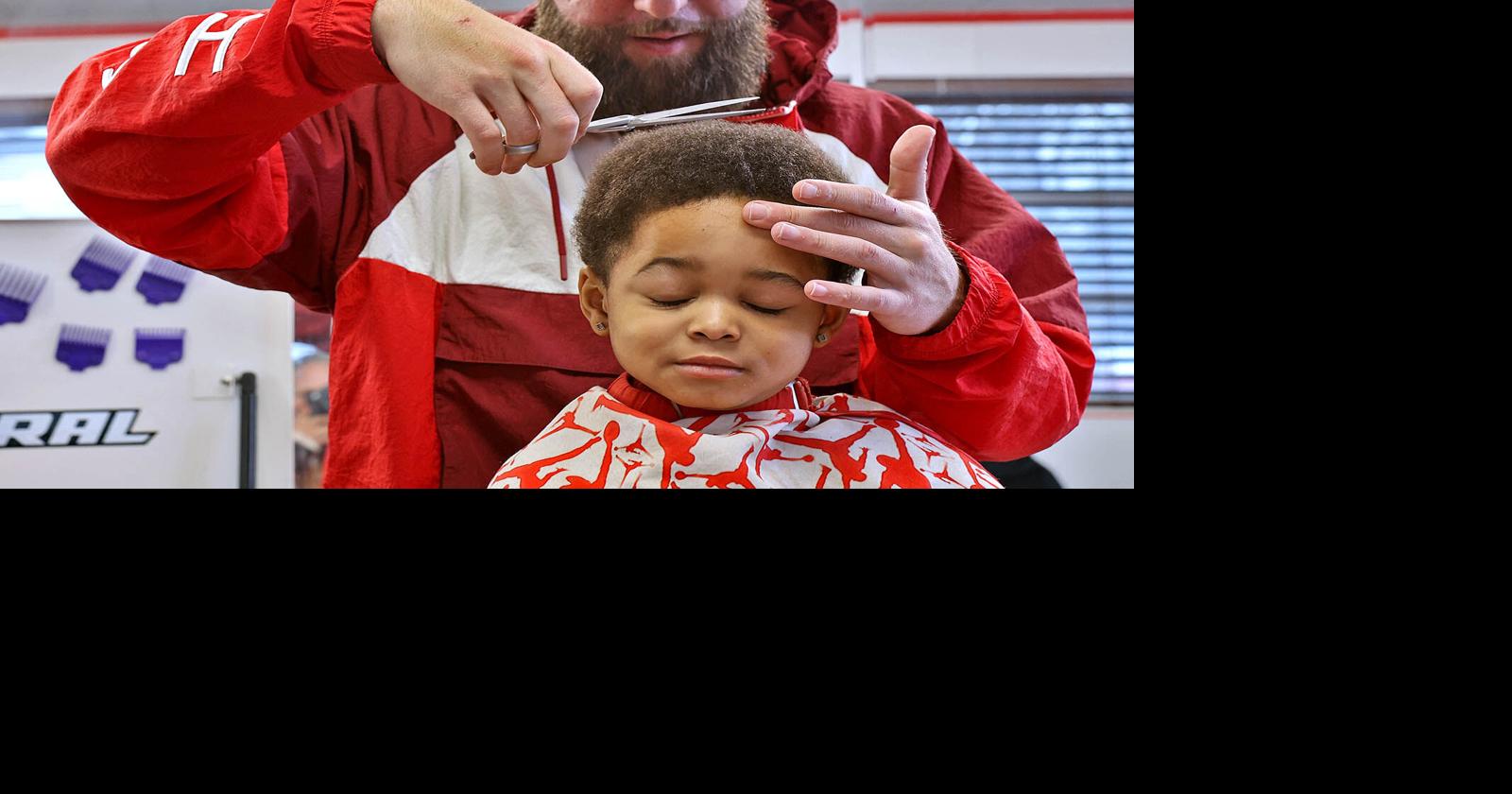 Red Devil mindset helps barbershop succeed | Life | register-herald.com