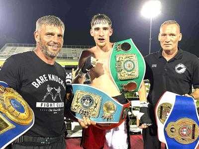 Oceana's Fox wins professional boxing debut | Sports | register-herald.com