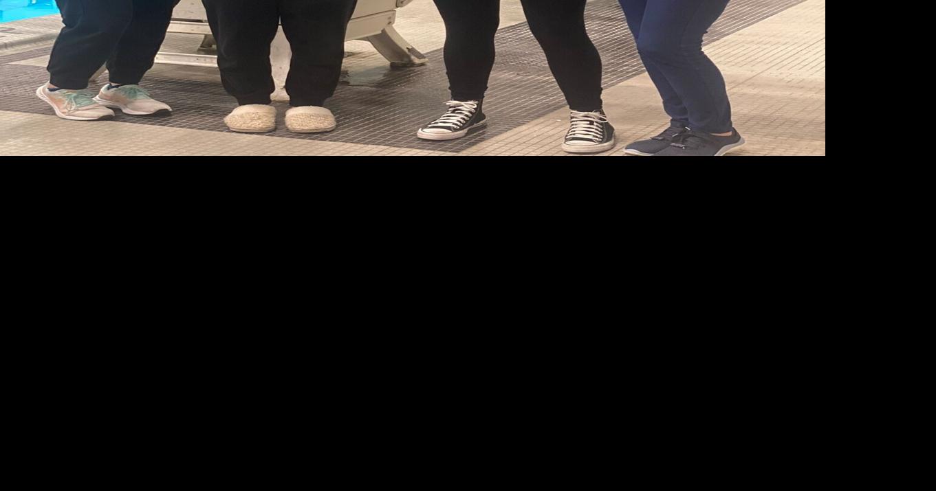 Sports Round-Up: Fettig, WeBo divers win at Western | Sports | reporter.net