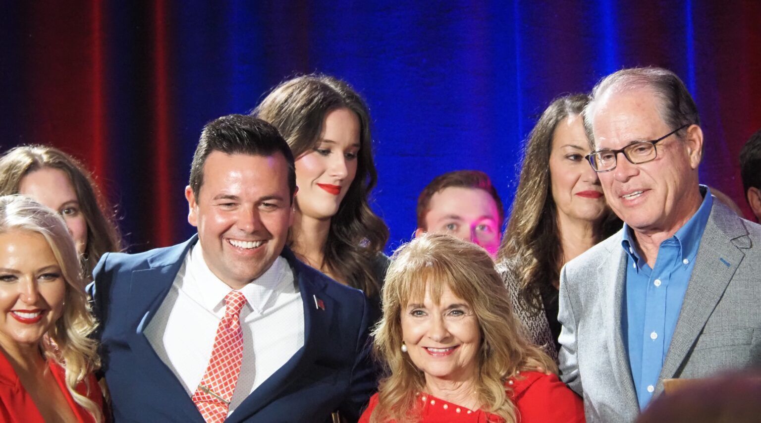 Who should choose Indiana's Lt. Gov.? Proposed bill would give governor ...