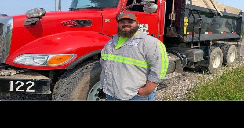 Highway worker stops runaway dump truck | Local News | reporter.net