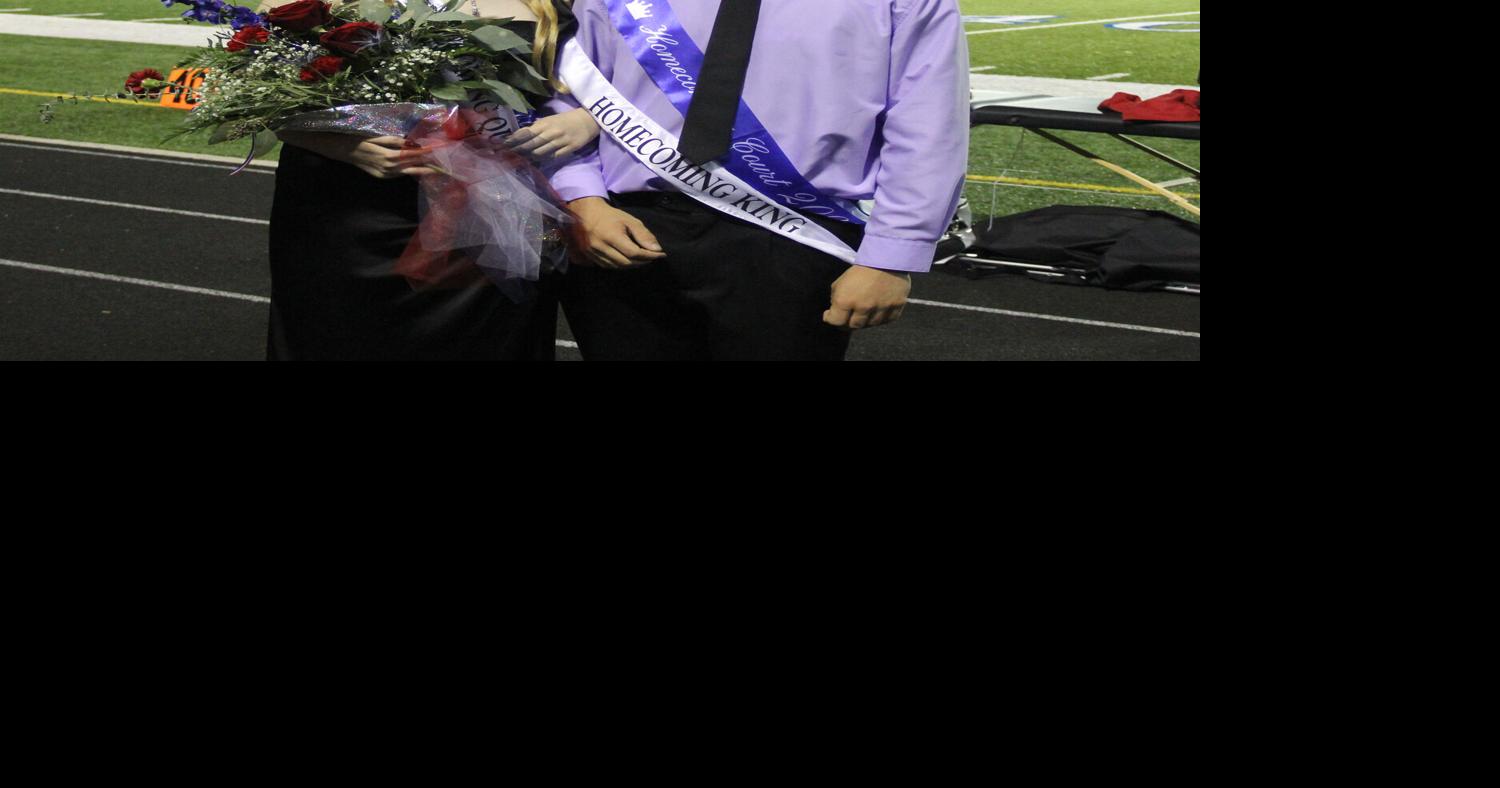Western Boone crowns homecoming royalty | | reporter.net