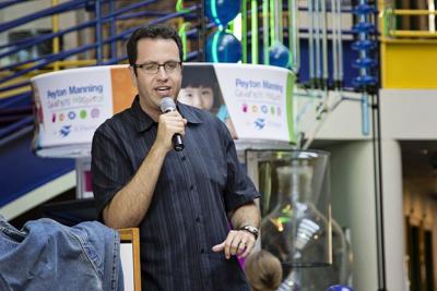 Judge dismisses lawsuit brought by Jared Fogle ex-wife against Subway ...