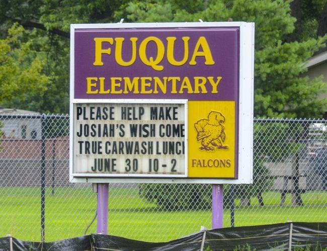 Indiana community rallies behind 11-year-old cancer patient ...