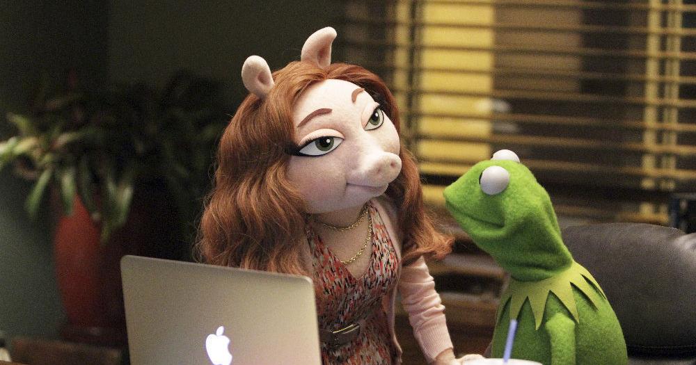 The weird history of treating the Muppets like real people | | reporter.net