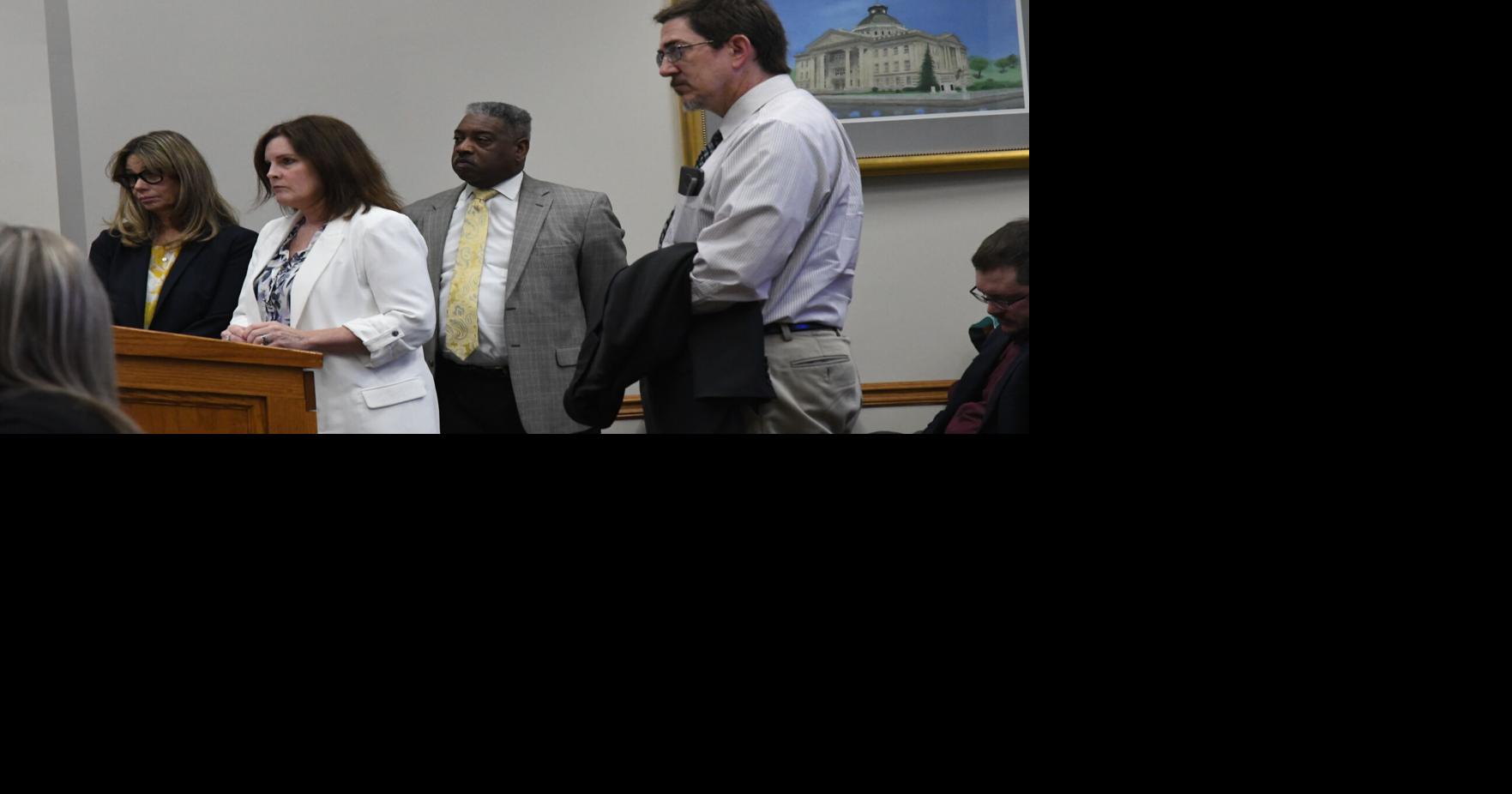 Boone County gets $1.5 million boost for roads | Local News | reporter.net