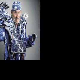 Superfan has developed extensive Colts outfit | News | reporter.net