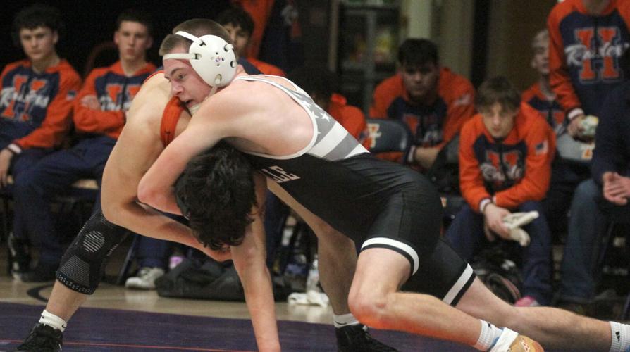 Eagles let one slip away against Raiders | Sports | reporter.net