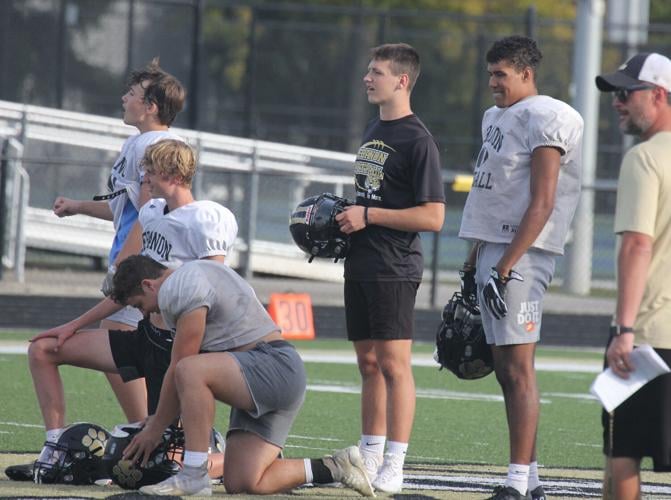 Kyker finding a way to help despite injury | Sports | reporter.net