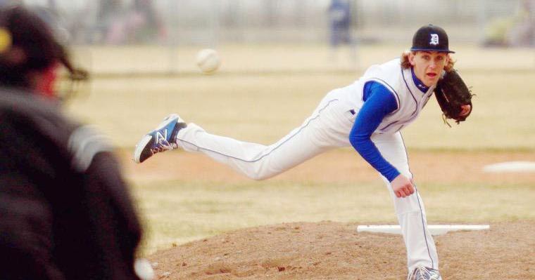 Hanosky signs with Blue Hawks | Sports | rexburgstandardjournal.com