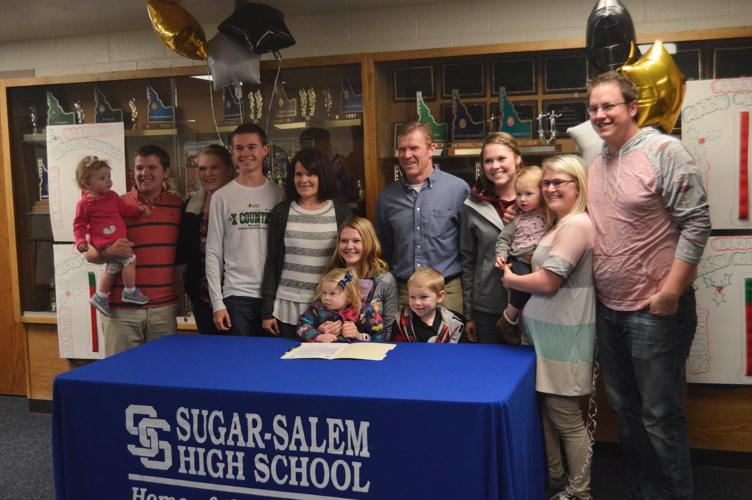 Diggers runner Shaylee Hill signs with CSI | Sports ...