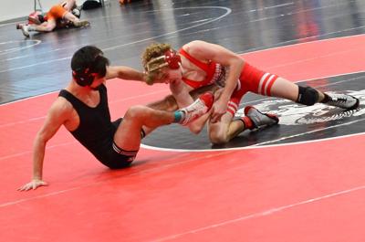 Madison sending 12 grapplers to state | Sports | rexburgstandardjournal.com