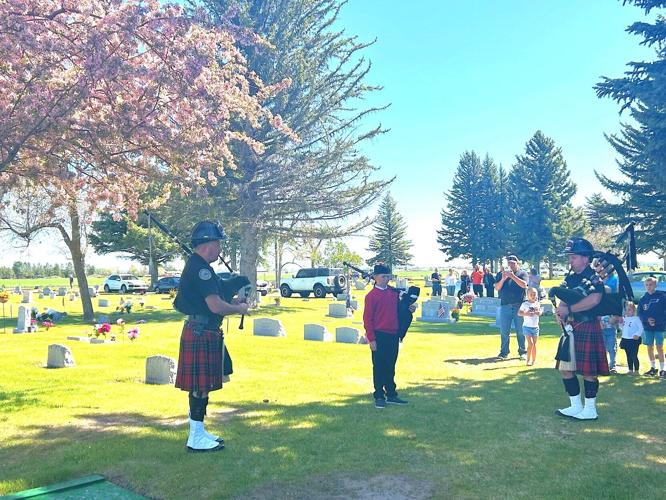 Madison Fire Department Pipe Brigade honors those who've gone before ...