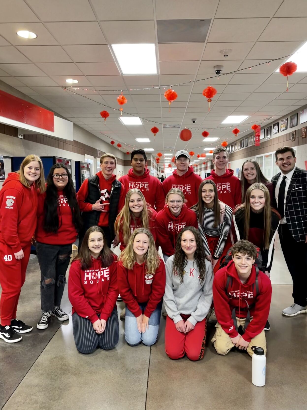 'You’re worth fighting for!': Madison High School celebrates Hope Week ...