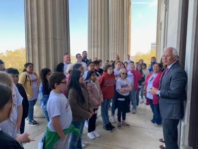 State Rep. Ron Travis, Laura Travis host 100th capital tour | News ...