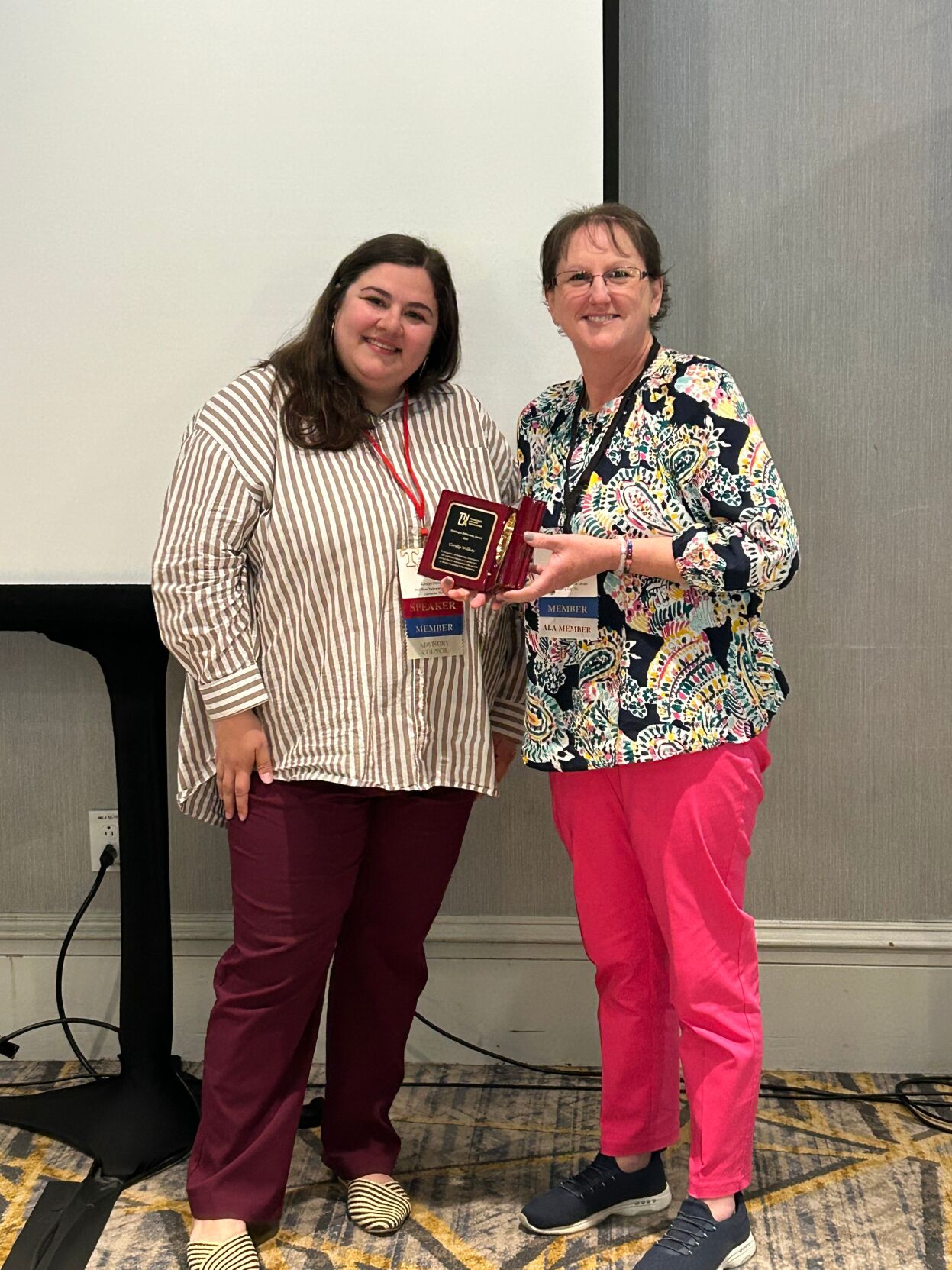 Spring City library director brings home award | News | rheaheraldnews.com