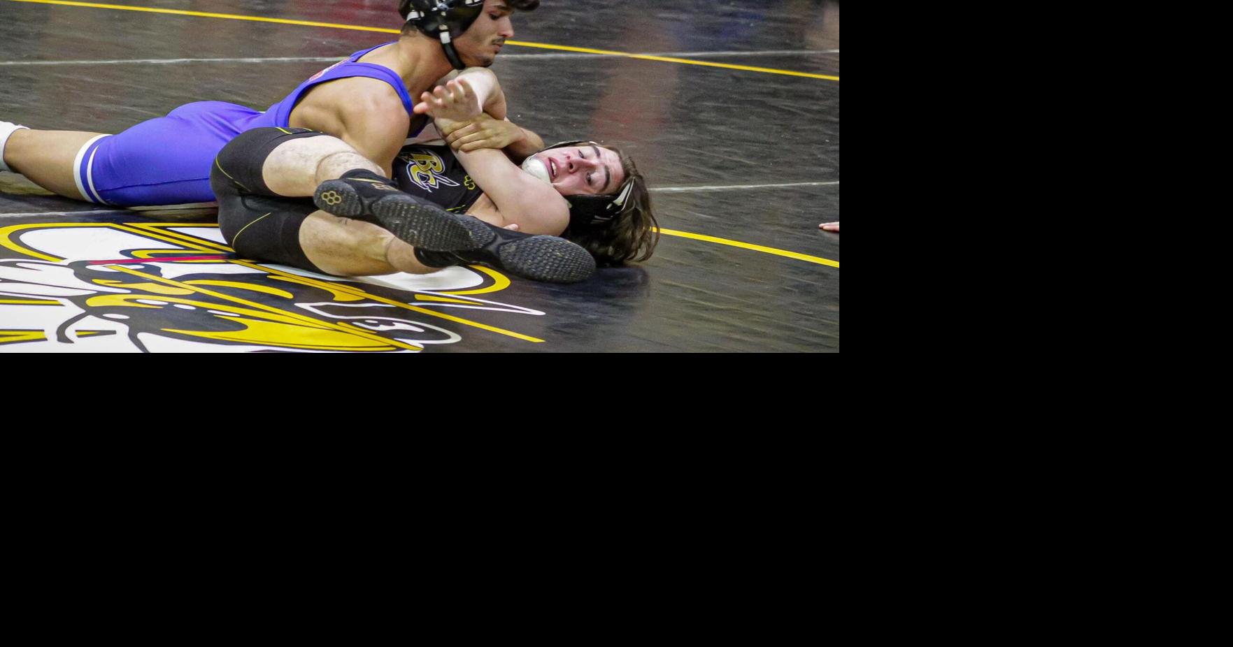 HIGH SCHOOL WRESTLING: Indians pick up wins in Woodford County ...