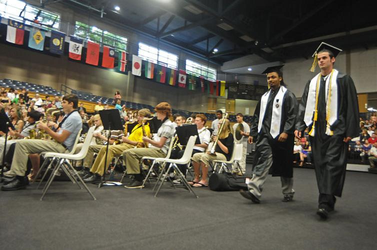 Berea Community School graduates 70 pirates | Local News ...