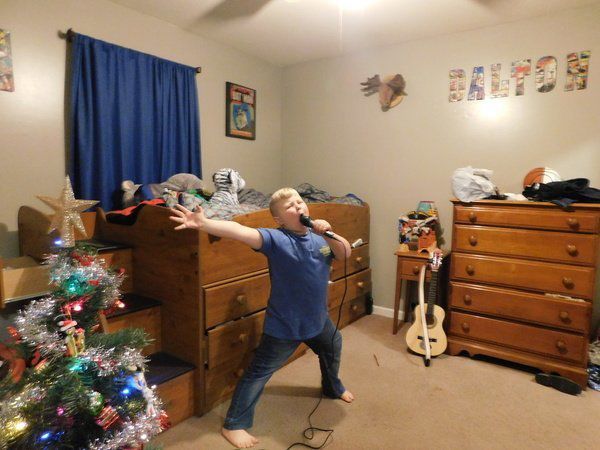 Boy's viral video leads to international fame | MadSocial ...