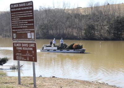 Lake Reba to recycle natural Christmas Trees | News | richmondregister.com