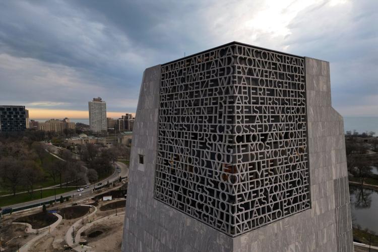 Presidential museum showcases political and personal sides of Obama ...