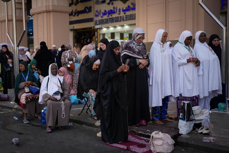 Photos of the annual Hajj pilgrimage to Mecca | Ap | richmondregister.com