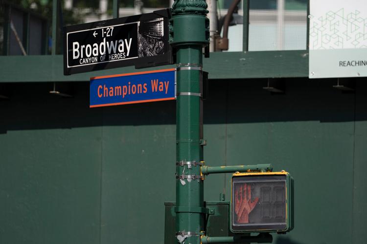 New York Knicks revel in their NBA victory parade as joyous fans and ...