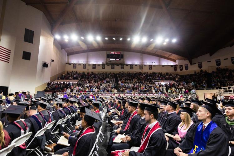 Eastern Kentucky University holds fall commencement | News | richmondregister.com