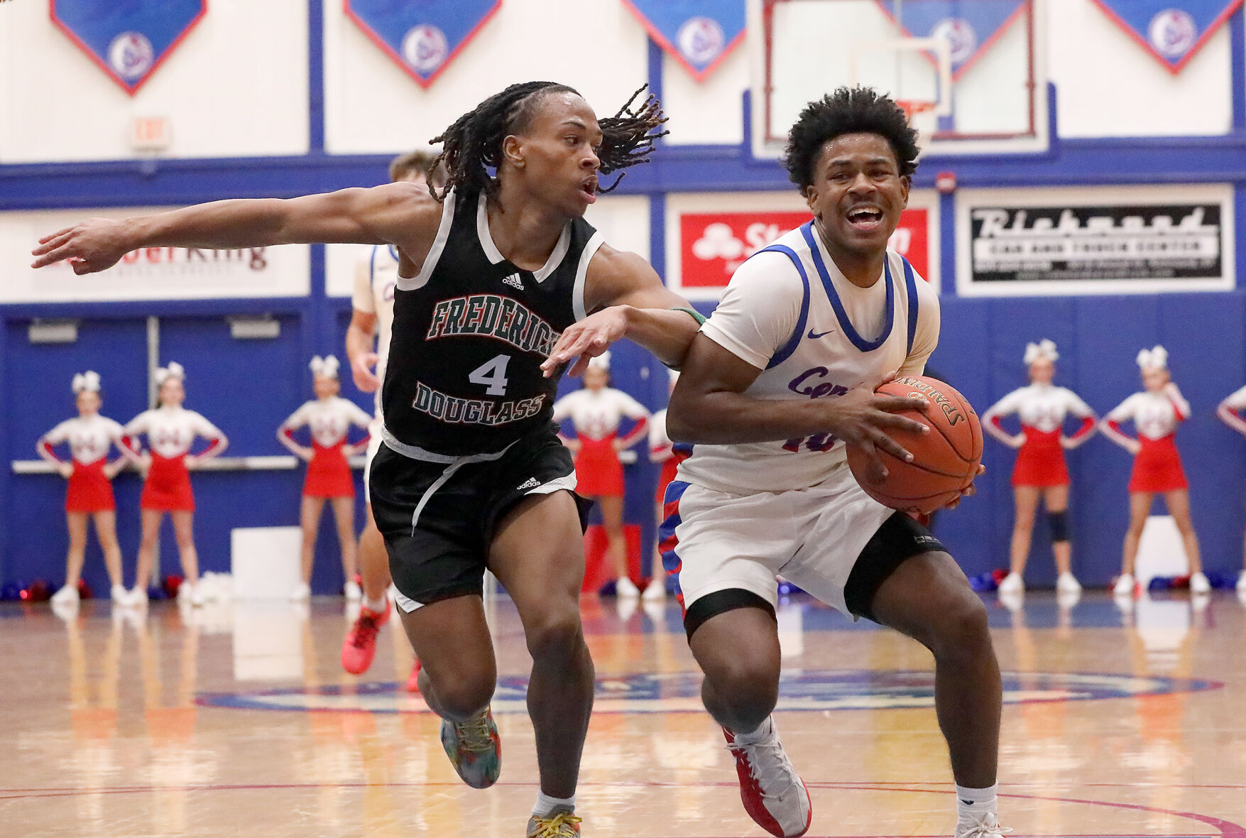 11TH REGION BOYS BASKETBALL: Central, Douglass could meet in semifinals ...