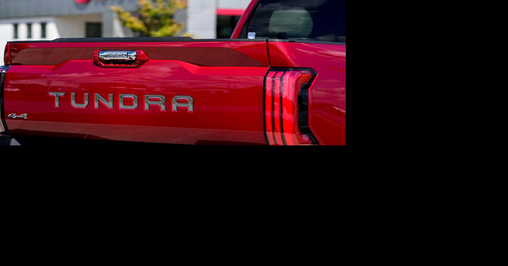 Toyota recalls 162,000 trucks over faulty screens | Business ...