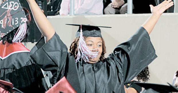 More than 2,200 graduate from EKU | Local News | richmondregister.com