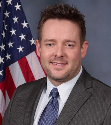 Officer involved in Breonna Taylor raid writing a book | Kentucky ...