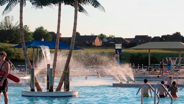 Richmond Parks hosts events at the pool, Lake Reba | News ...