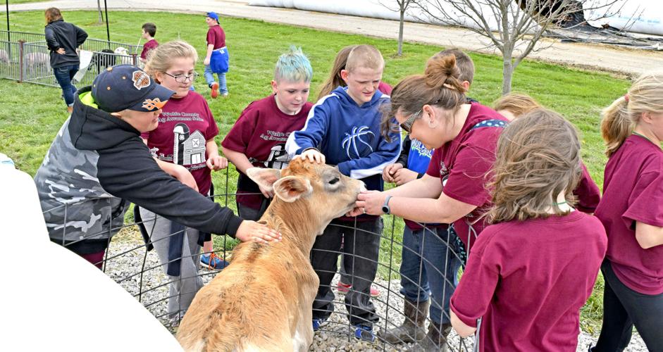 Elementary students spend a ‘Day at the Farm’ | News | richmondregister.com