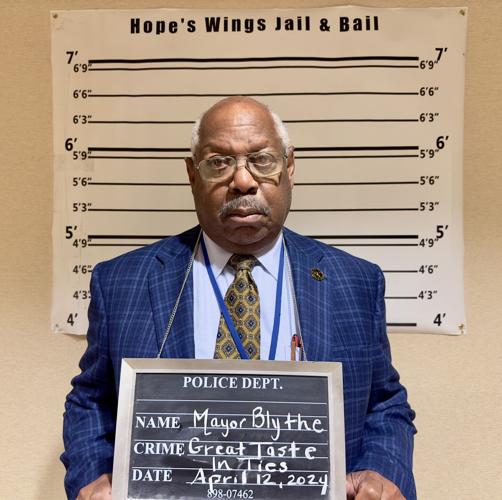 Breaking Chains: 12th Annual Jail & Bail fundraiser raises over 15k for domestic violence ...