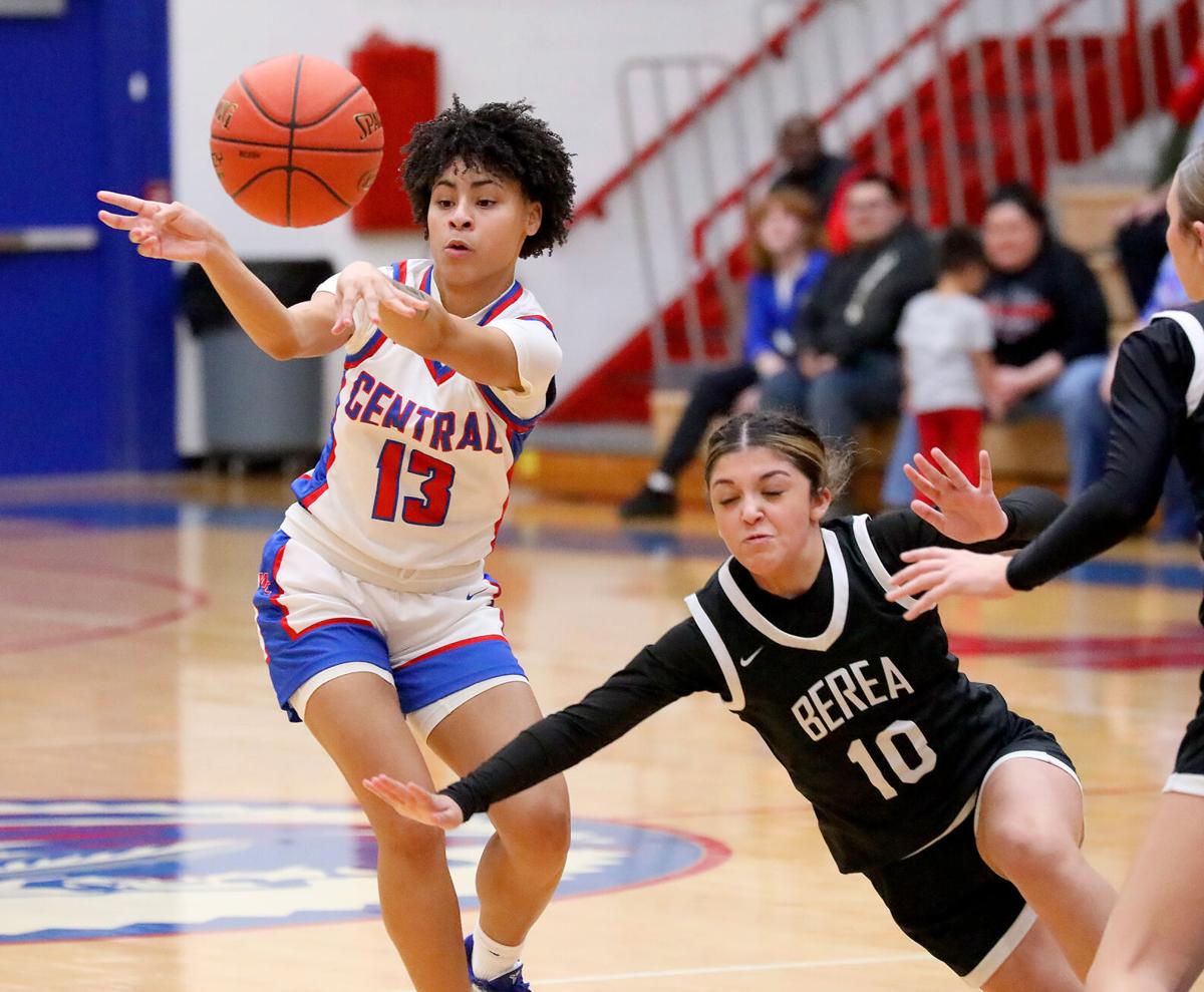 44TH DISTRICT GIRLS HOOPS: Lady Indians looking for new leaders; Southern embracing big ...