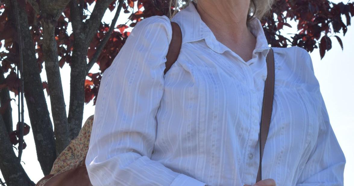 Jones brings Braun sisters to life | News | richmondregister.com