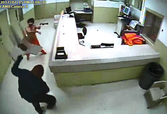 Accused Killer Attacks Jail Guard | News | riograndesun.com