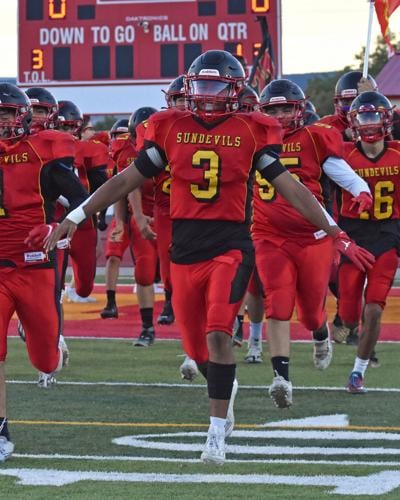 Athlete of the Week: Adrick DeLeon (Española Football) | Sports ...