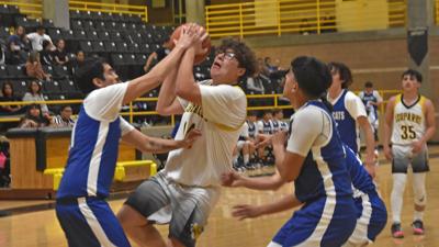 Coronado Loses Close Battle in Season Opener | Sports | riograndesun.com