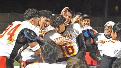 DeLeon's 5 TDs, Parra's INT Lead Sundevils to Massive Win | Sports ...
